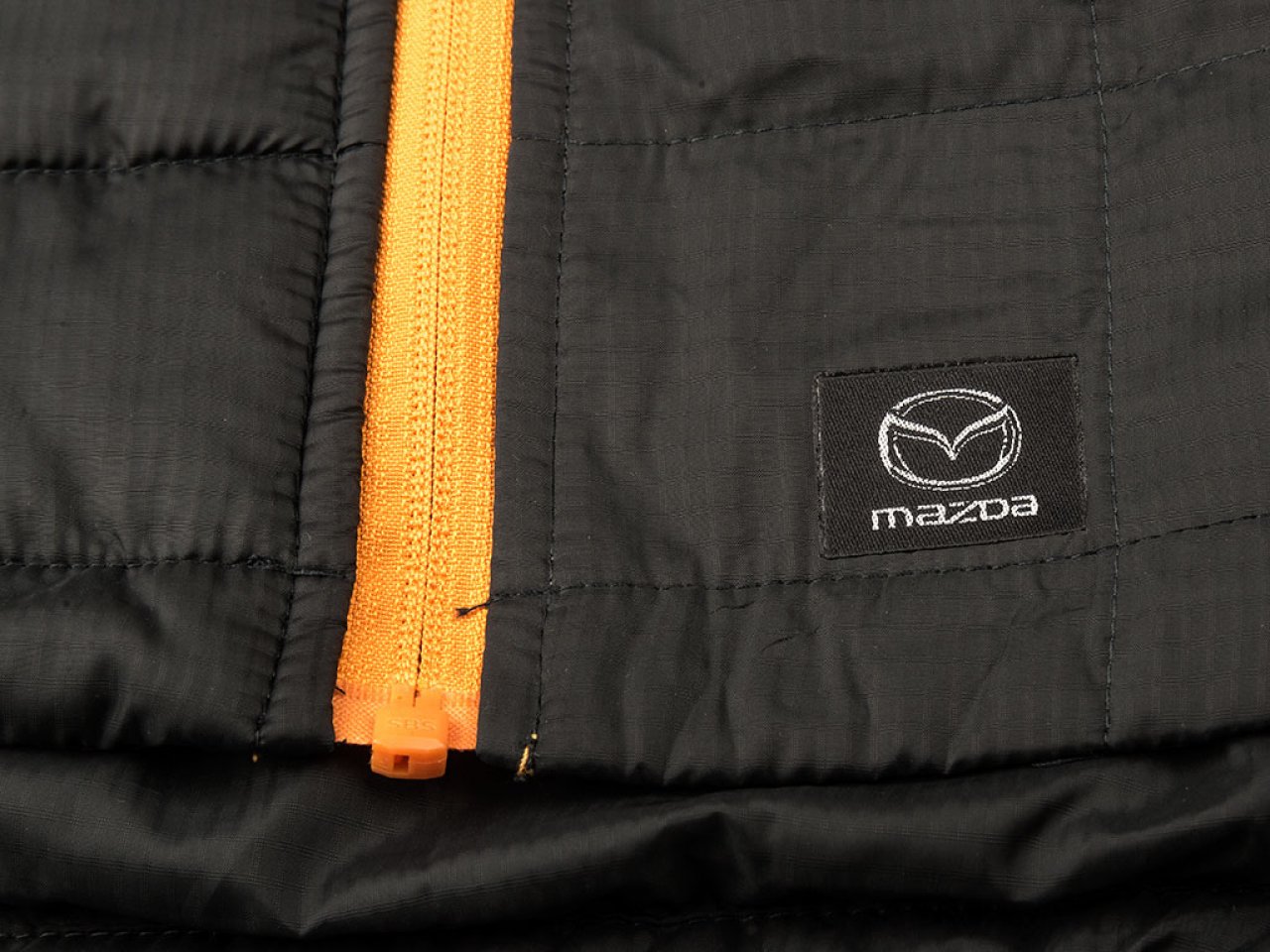 Mazda James & Nickolson men's quilted jacket S